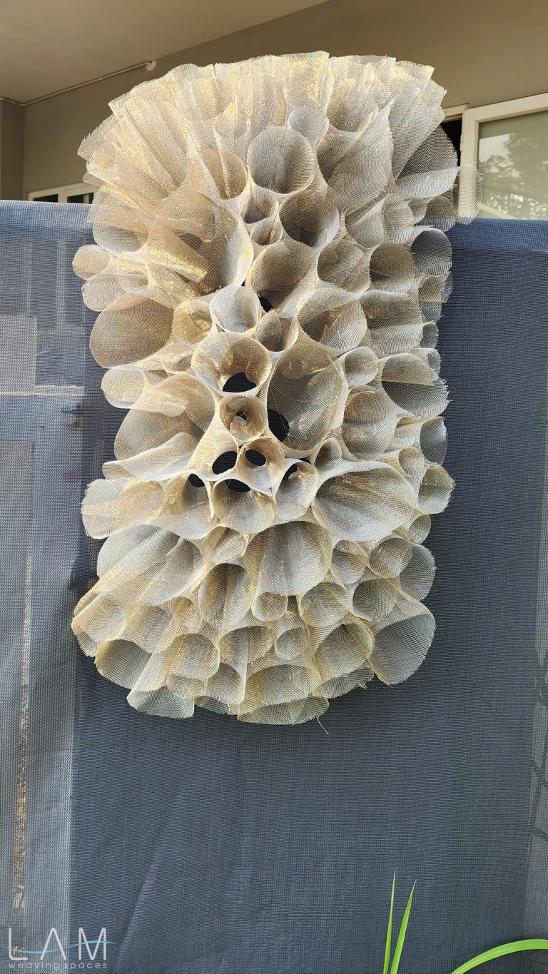 Honeycomb light - lam.weavingspaces
